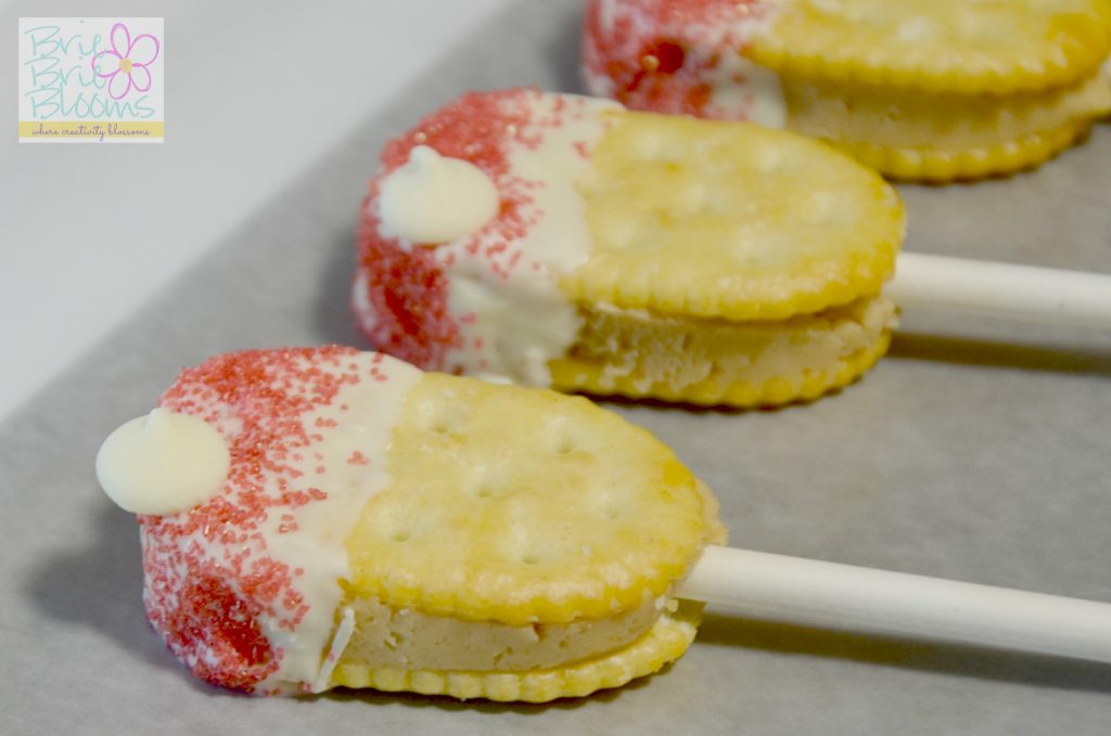 Holiday Baking: Peanut Butter Santa Hats - Brie Brie Blooms