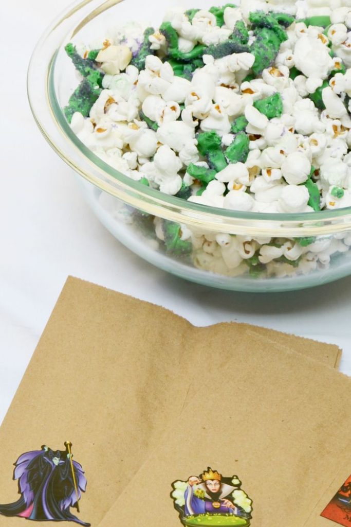 Disney Descendants Popcorn: Team Heroes and Team Villains - Brie Brie ...
