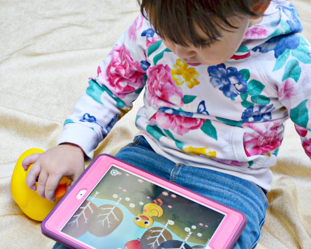 Edwin the duck, the app-connected smart duck - Brie Brie Blooms