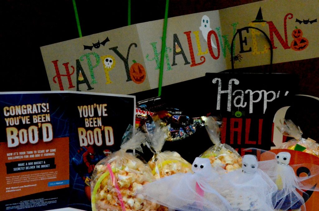 How to BOO your Neighbors | Glow in the Dark BOO Kit - Brie Brie Blooms