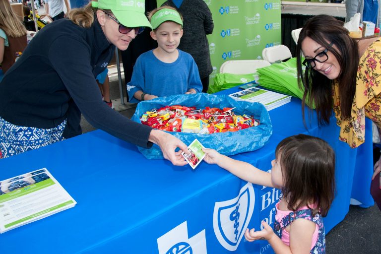 Snowflake Apple Chips Holiday Snack Recipe - Brie Brie Blooms